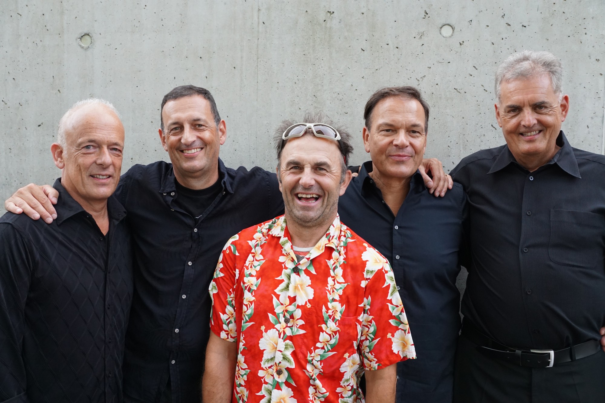 Über Colours - Colours - die groovende Live-Band